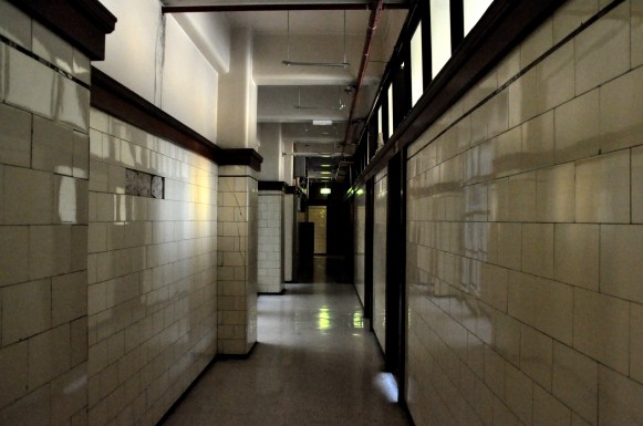 THE NICHOLAS BUILDING - Couturing.com