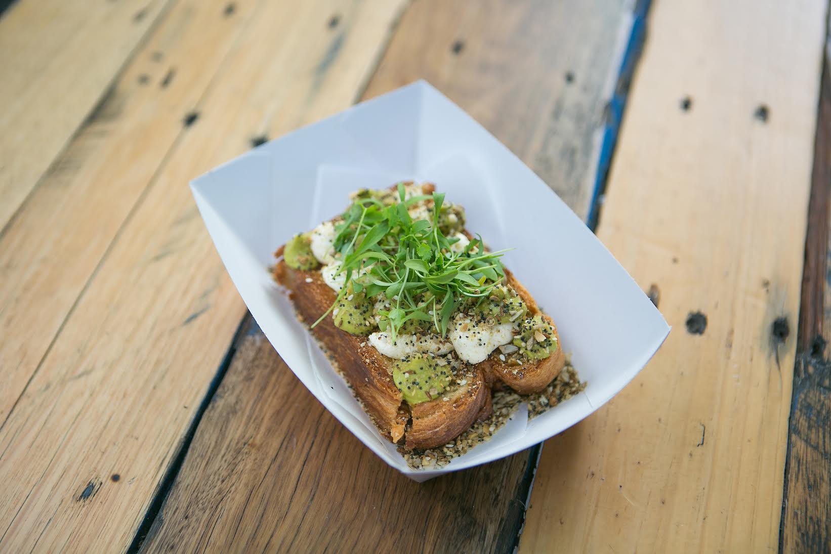 HAMMER & TONG LAUNCHES TANKED POPUP KITCHEN AT LESS THAN ZERO ...