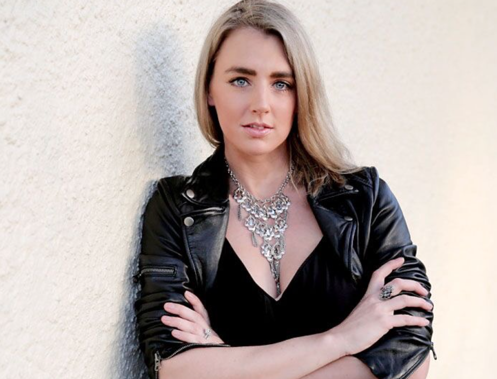 Q&A WITH SARAH VINTAGE - Couturing.com