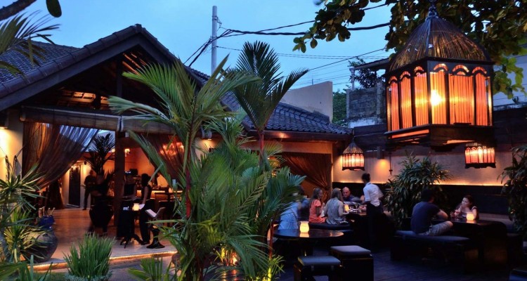 sarong-bali-10 - Couturing.com