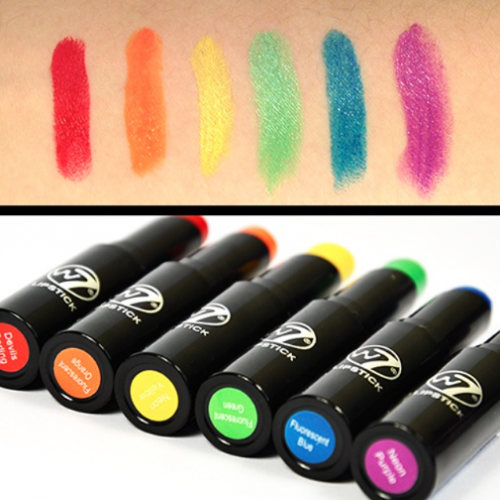 KISS AWAY THE BLUES WITH LIPTEMBER - Couturing.com