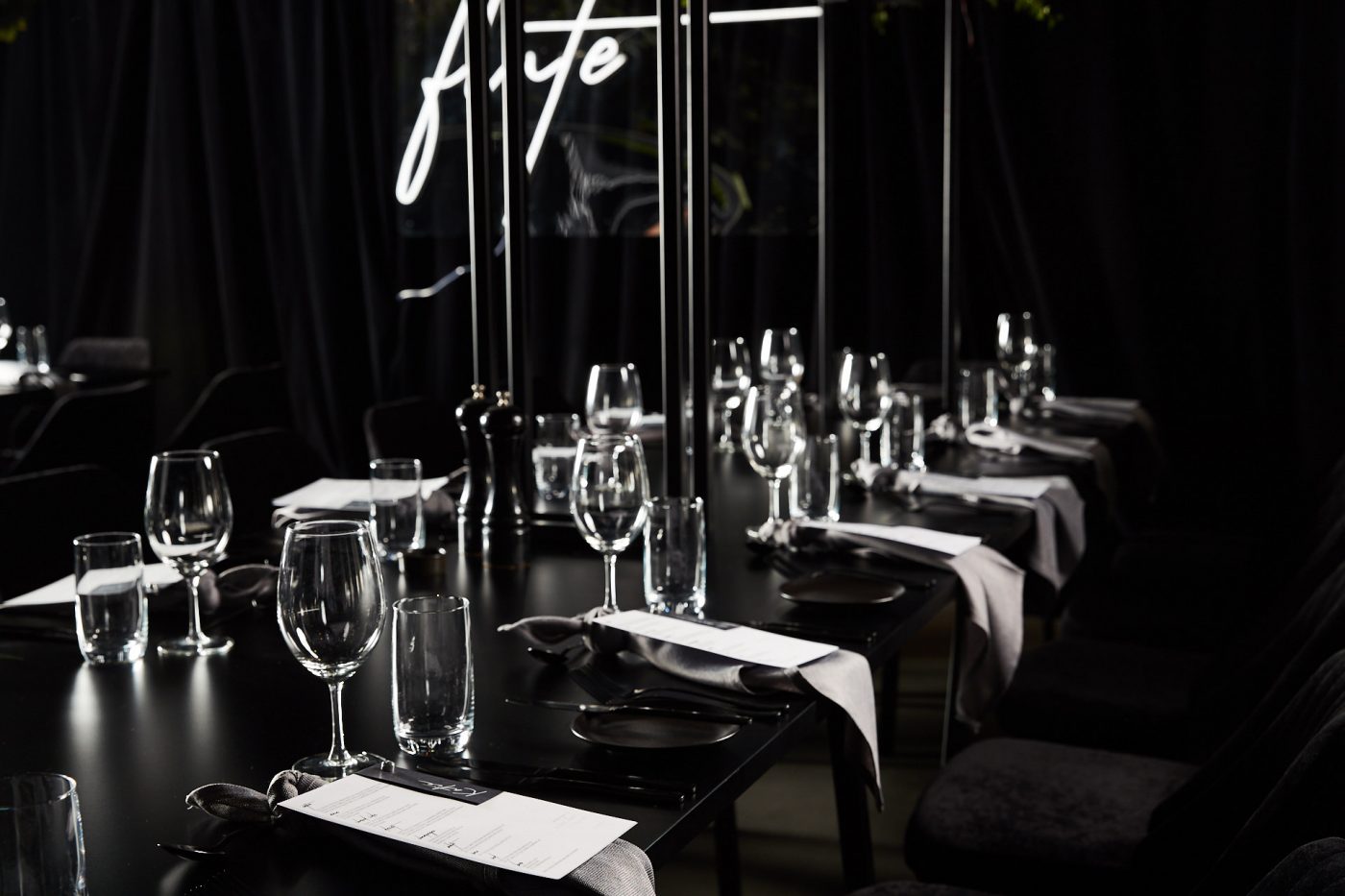 FLUTE PRIVATE DINING EXPERIENCE AT RYDGES HOTEL - Couturing.com