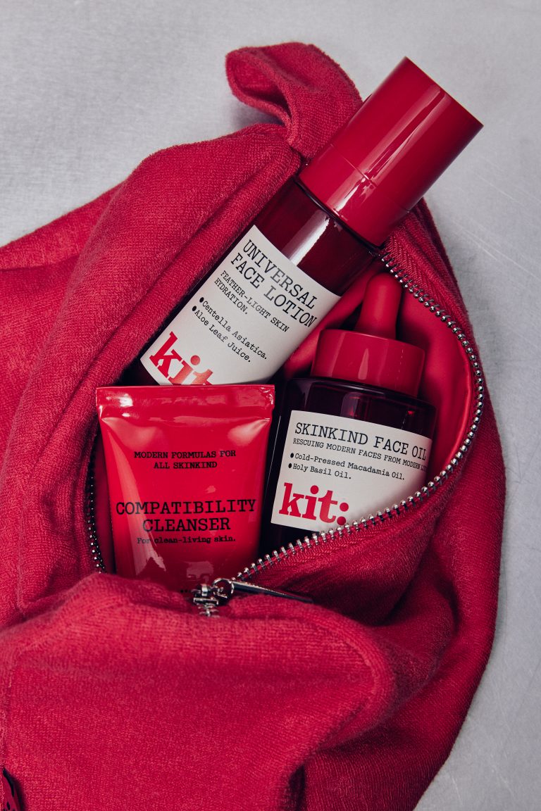KIT: LAUNCH LIMITED EDITION THE SKIN STANDARD KIT - Couturing.com